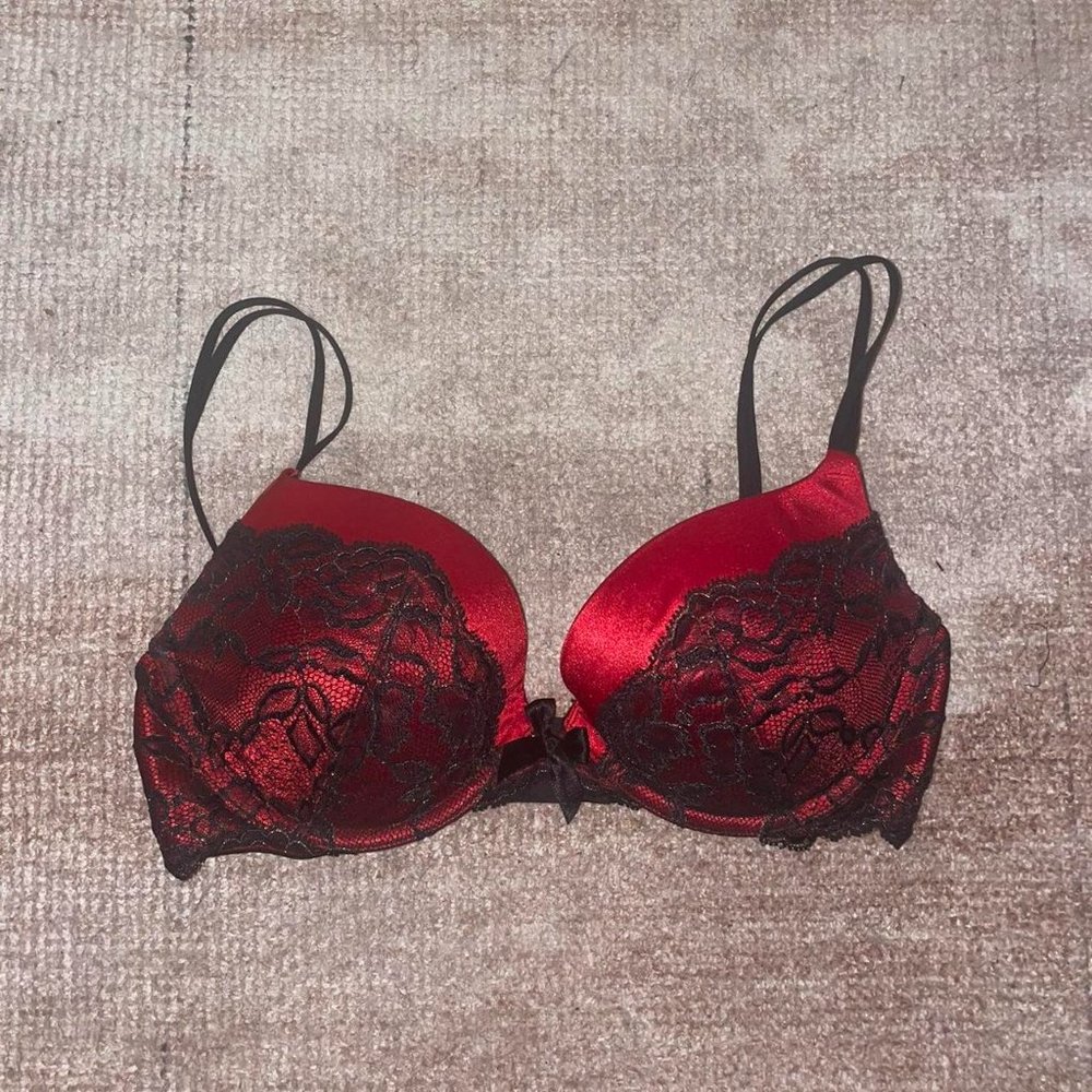 Victoria Secret Very Sexy Plunge Bra - Gem